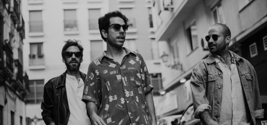 Mauri presenta nuevo single: ‘Todo Mal’ – www.musicazul.com