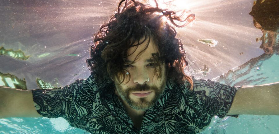 Daua presenta su primera canción: ‘Estanque de Peces’ – https ...